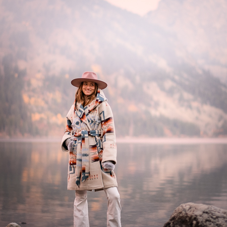 ROSEWOOD CHIEF JOSEPH CLASSIC ROBE