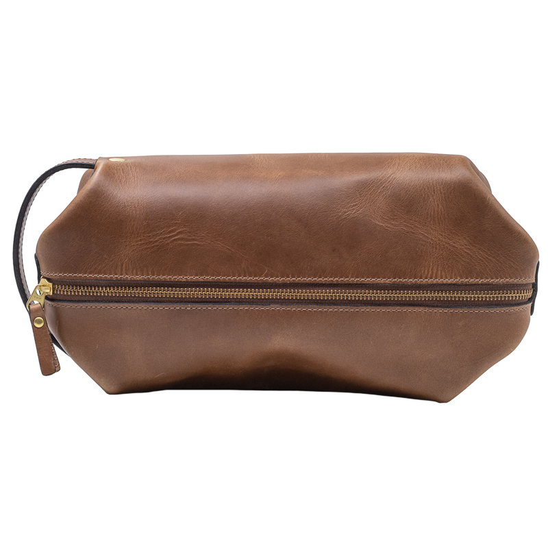 LEATHER DOPP KIT
