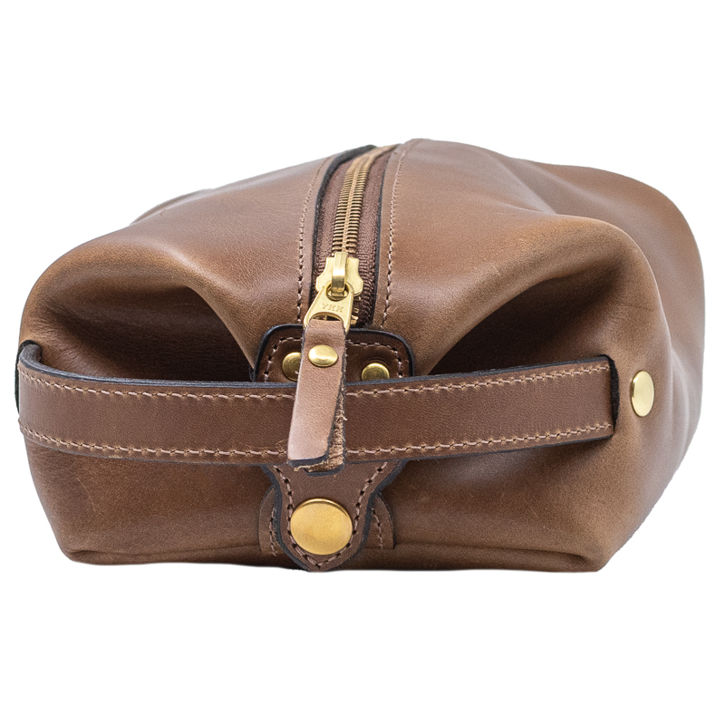 LEATHER DOPP KIT
